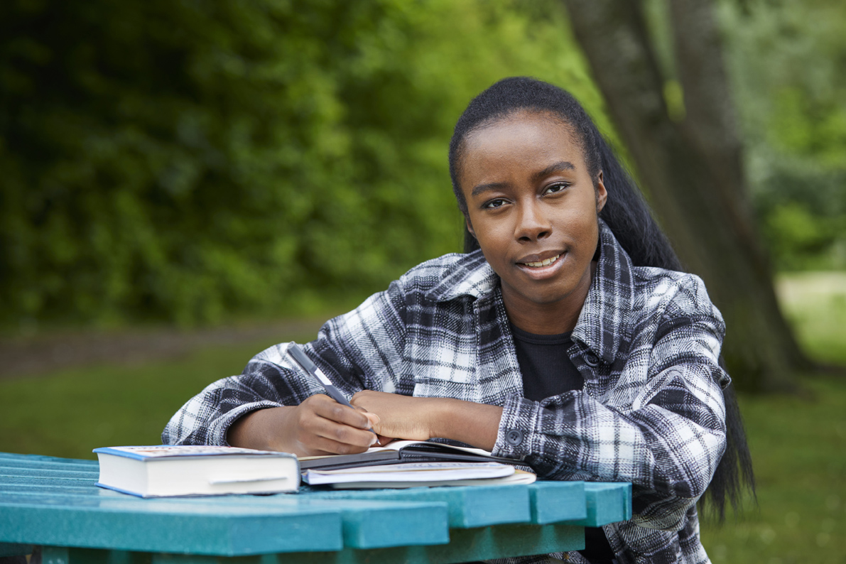 What it's like to be a young person with migraine - The Migraine Trust